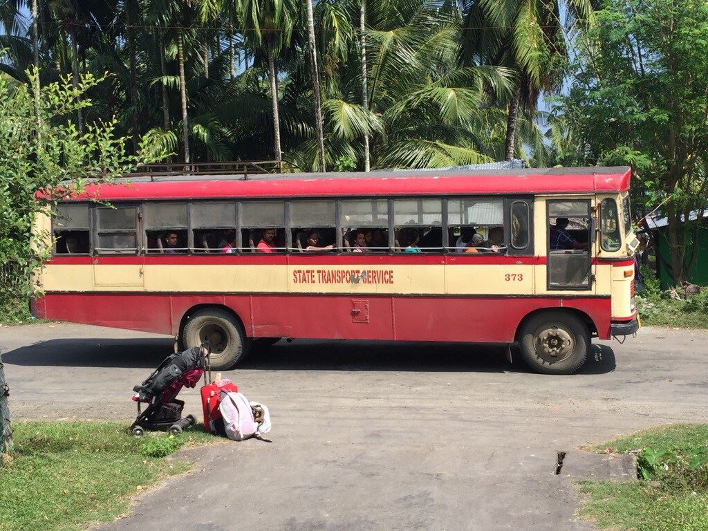 Andaman Islands getting around by bus - eagleflyfree.com Andaman Islands getting around by bus - eagleflyfree.com